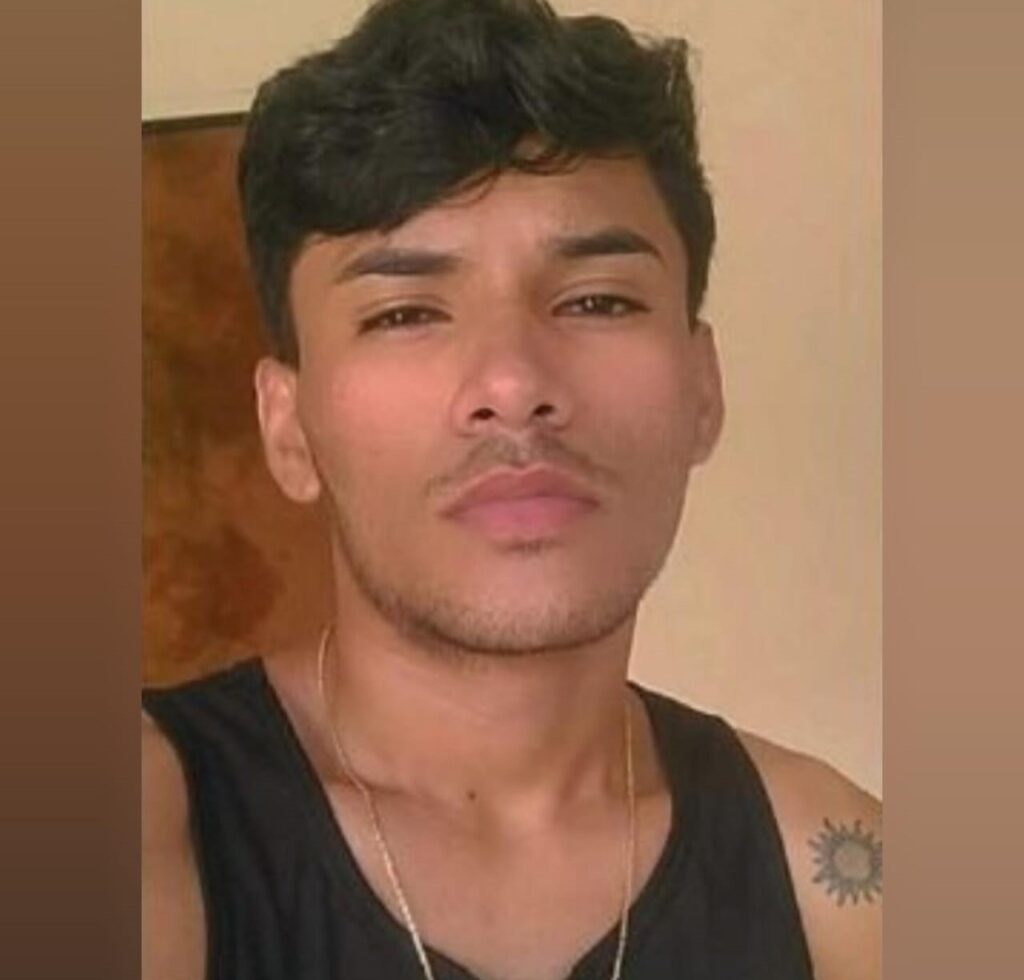 Cabeleireiro De Djidja é Procurado Suspeito De Fornecer Drogas Para